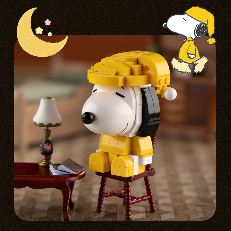 Peanuts® Snoopy Homebody Snoopy BrickHeadz Building Block Set - One Quarter