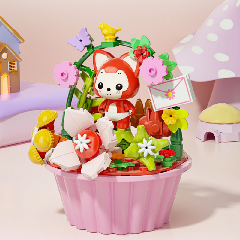 Ali the Fox Sweet Party Strawberry Cupcake Building Block Set - One Quarter