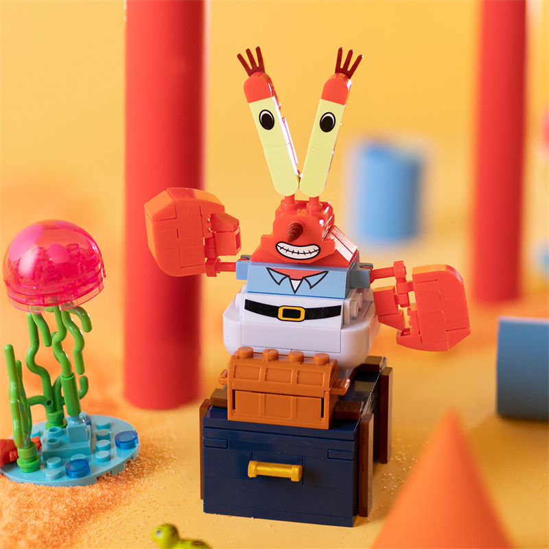 SpongeBob SquarePants Mr. Krabs Treasure Chest Building Block Set - One ...